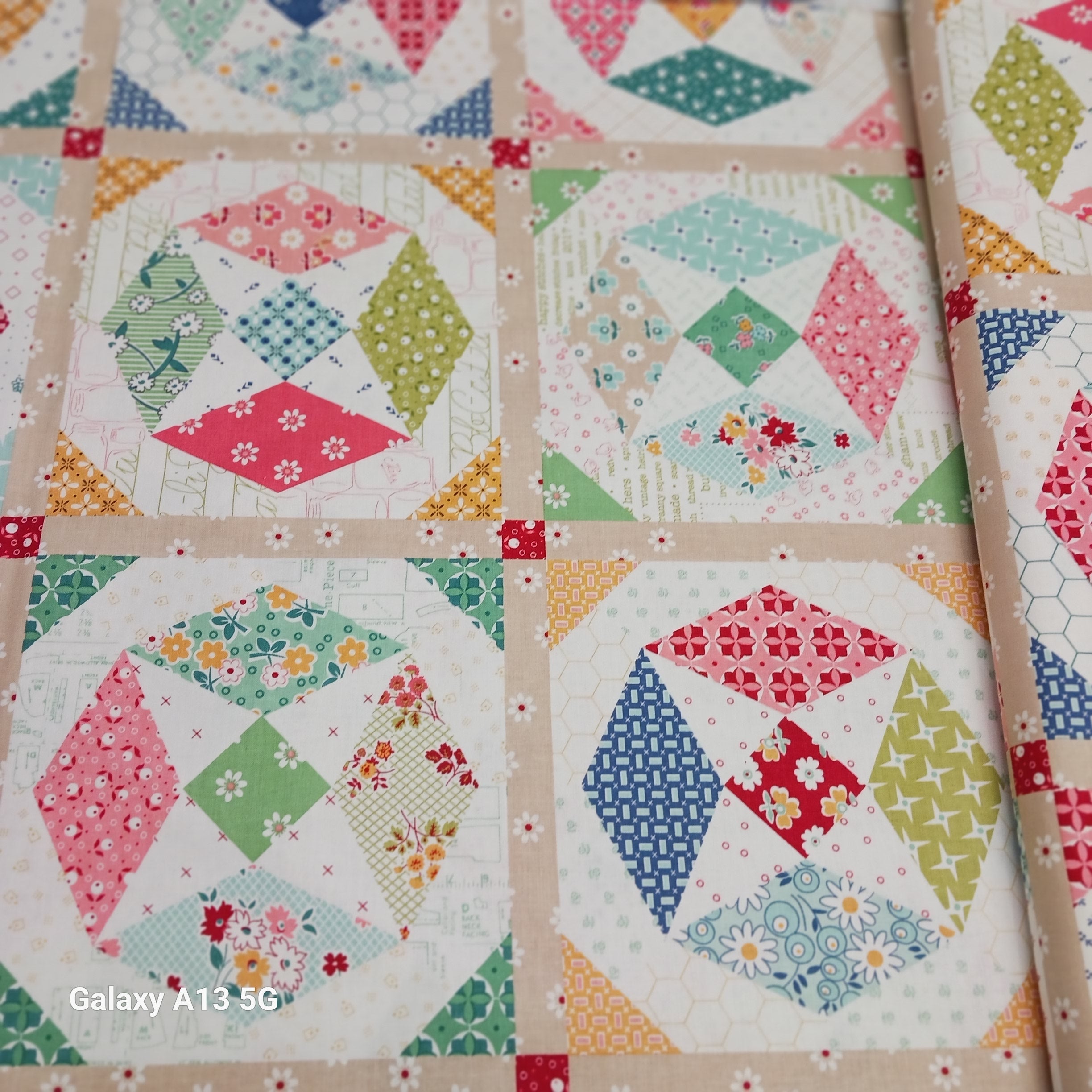 Lori Holt Bee Vintage – Creemore House of Stitches Quilt and Yarn Shop